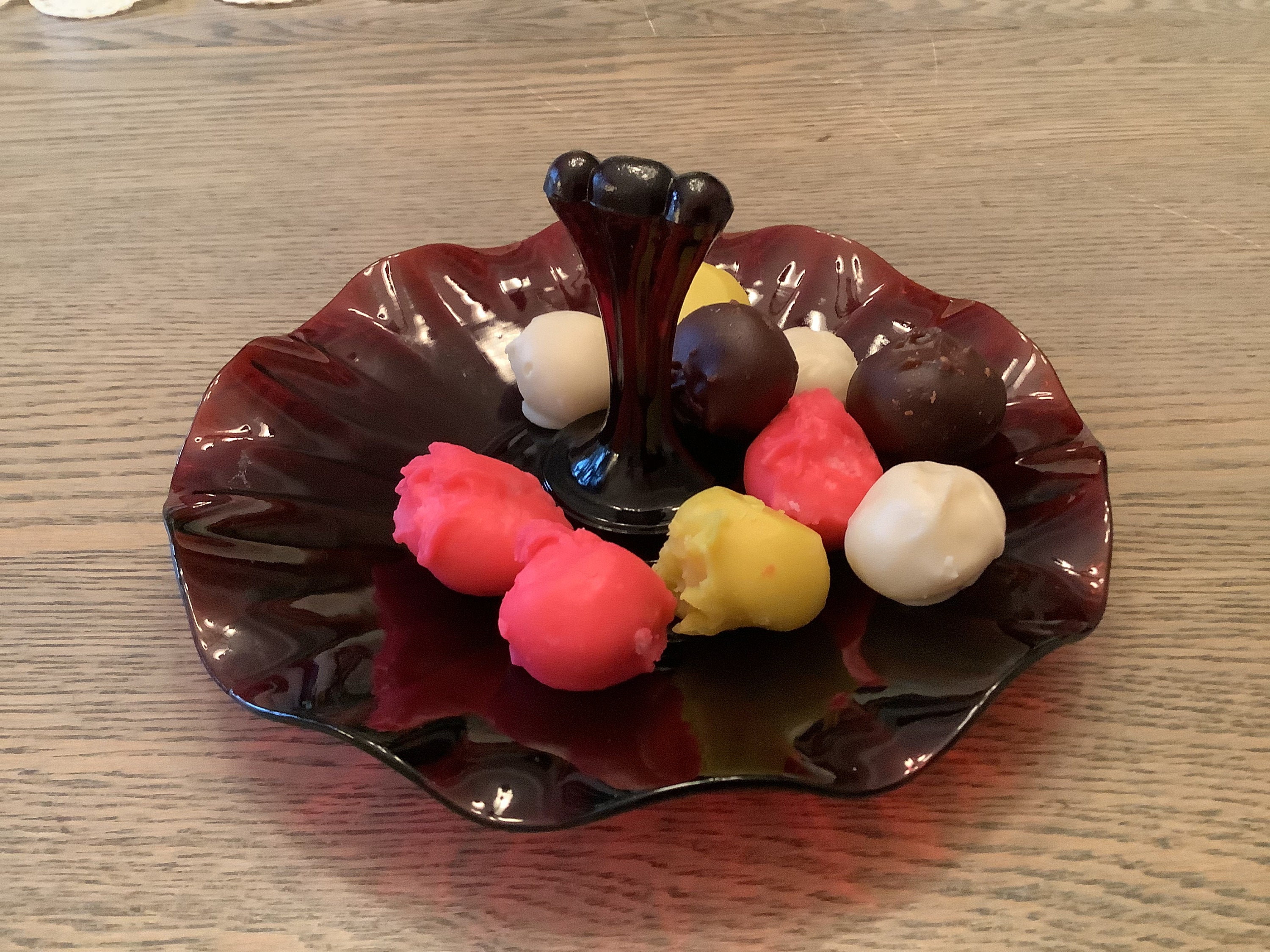 Beautiful Vintage Ruby Red Candy/nut Dish With Center Handle - Etsy