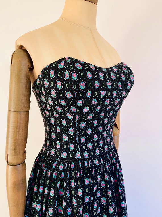 Original 1950s cottage rose novelty print dress with … - Gem