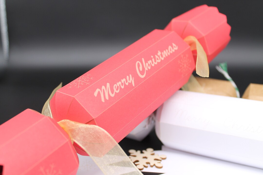 DIY Christmas Cracker Kit: Eco-friendly Fill Your Own - Etsy