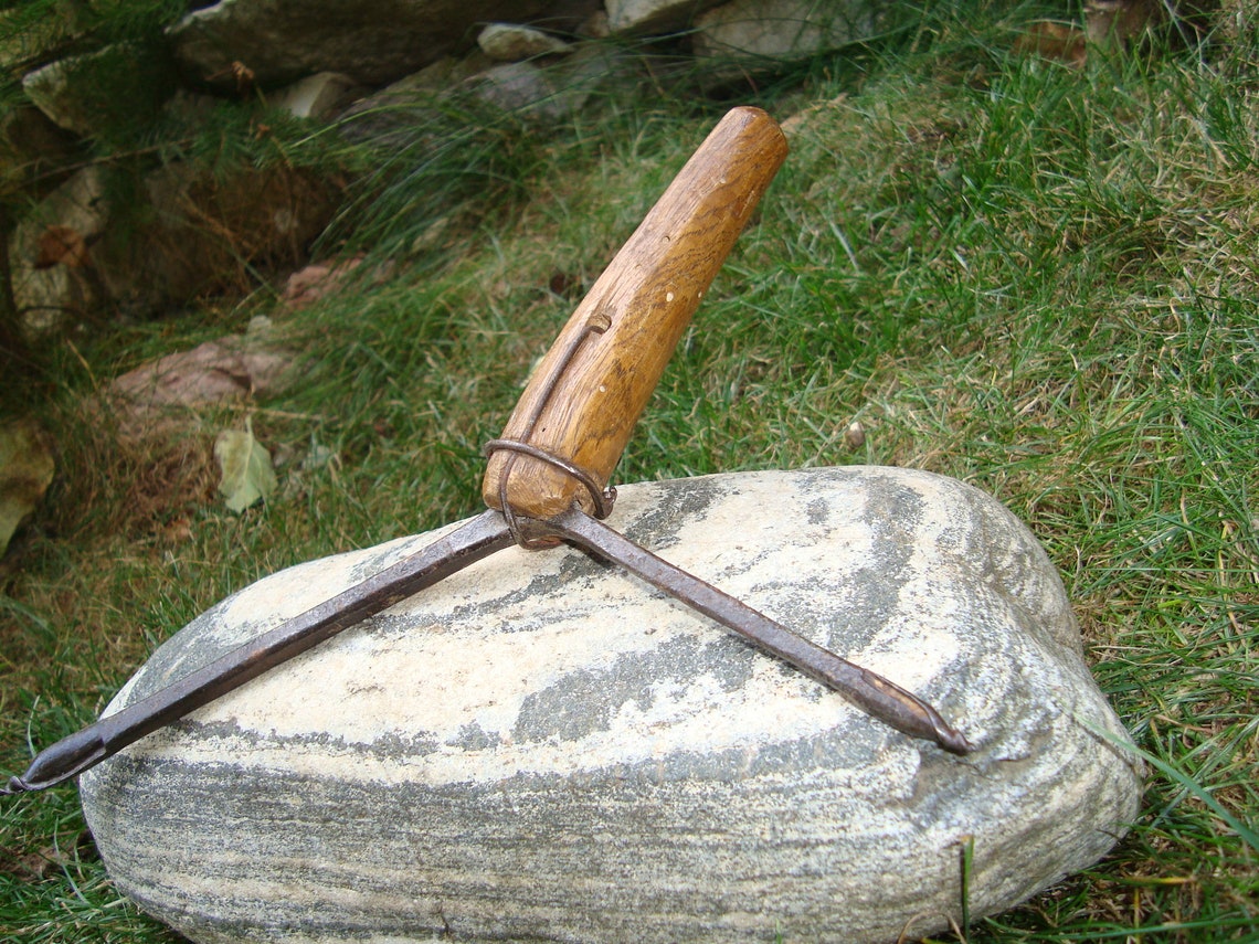 Vintage Hole Drilling Tools,rural Decor, Woodworking Tools ,primitive ...