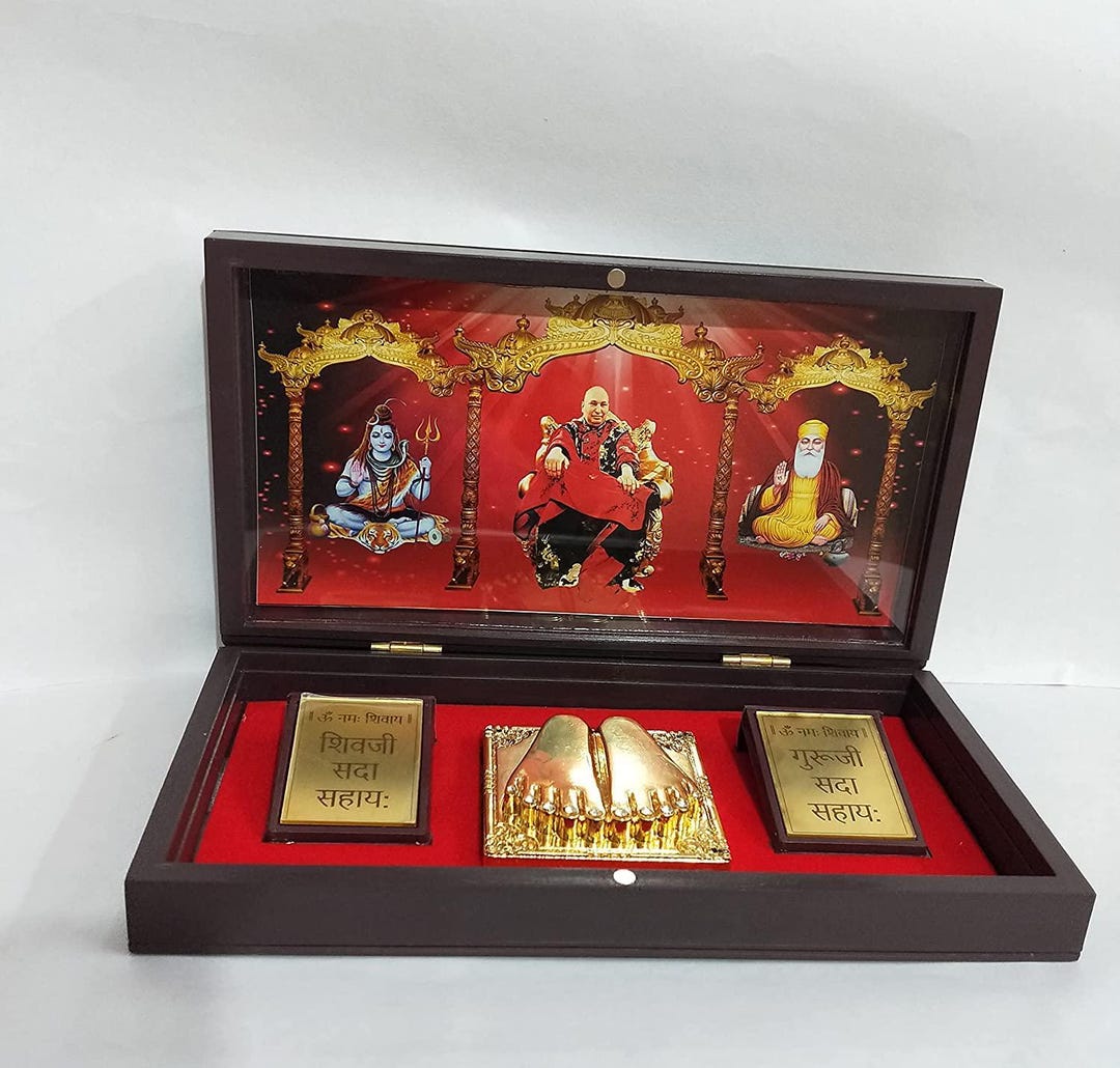 Guru Ji Charan Paduka Guruji Swaroop Wooden Gold Plated Guru Ji ...