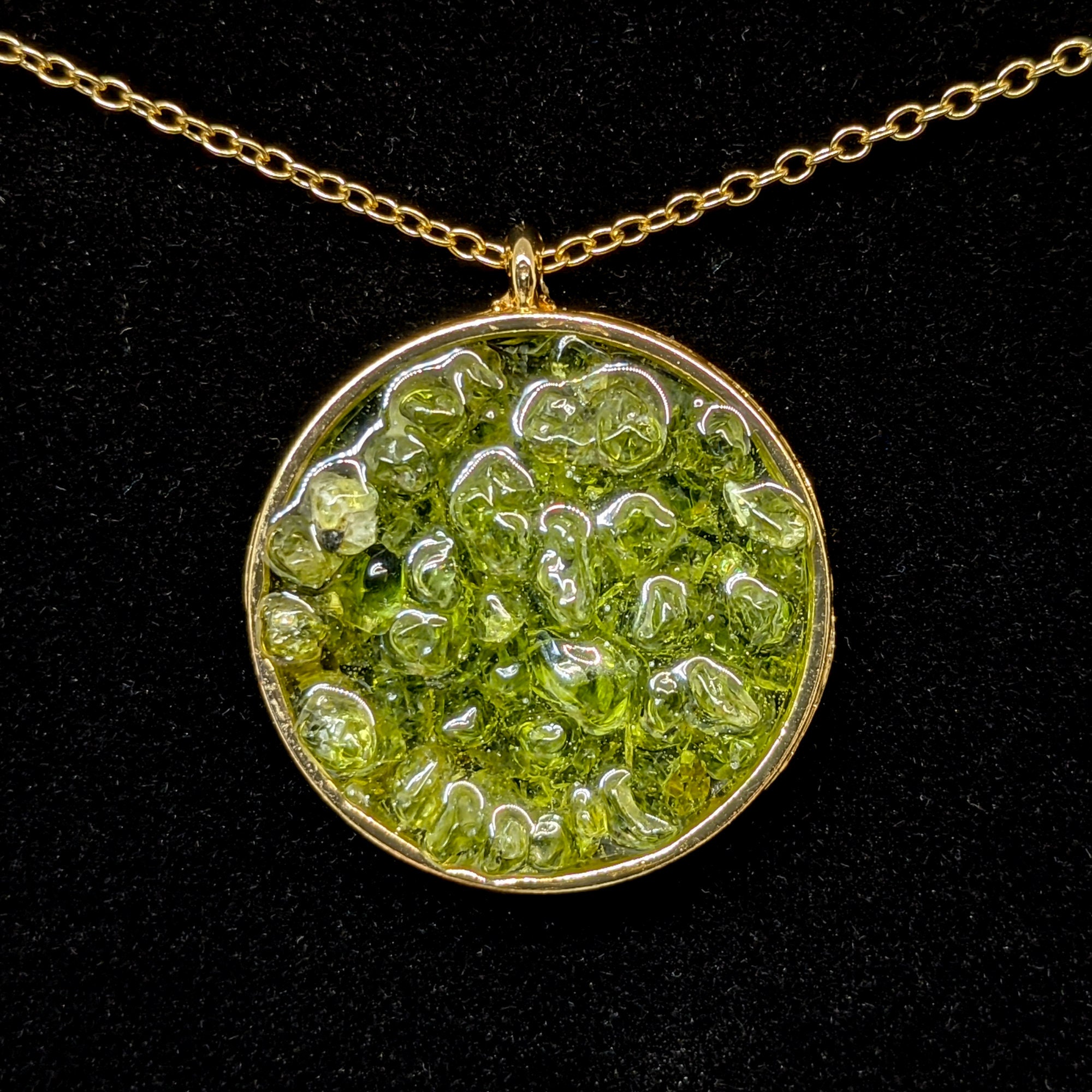 Gorgeous natural rock and raw crystal chips suspended in resin | Etsy