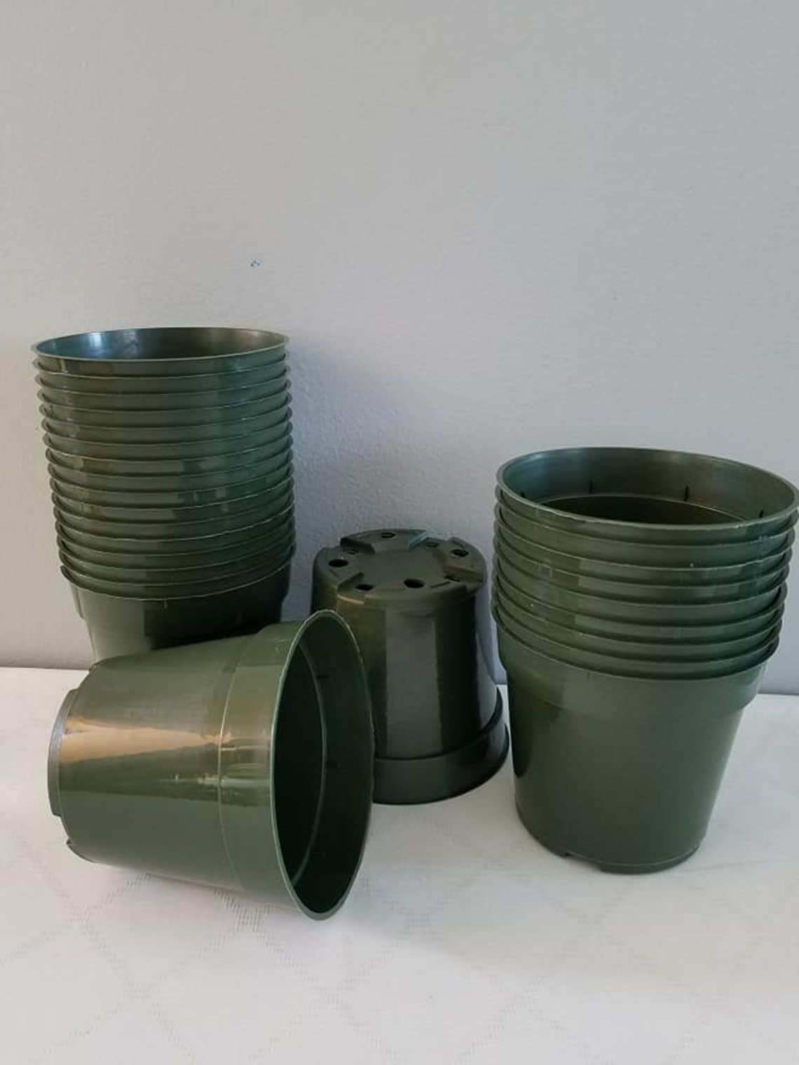 4.5 Green Round Pots/ Plastic Plant Pots - Etsy