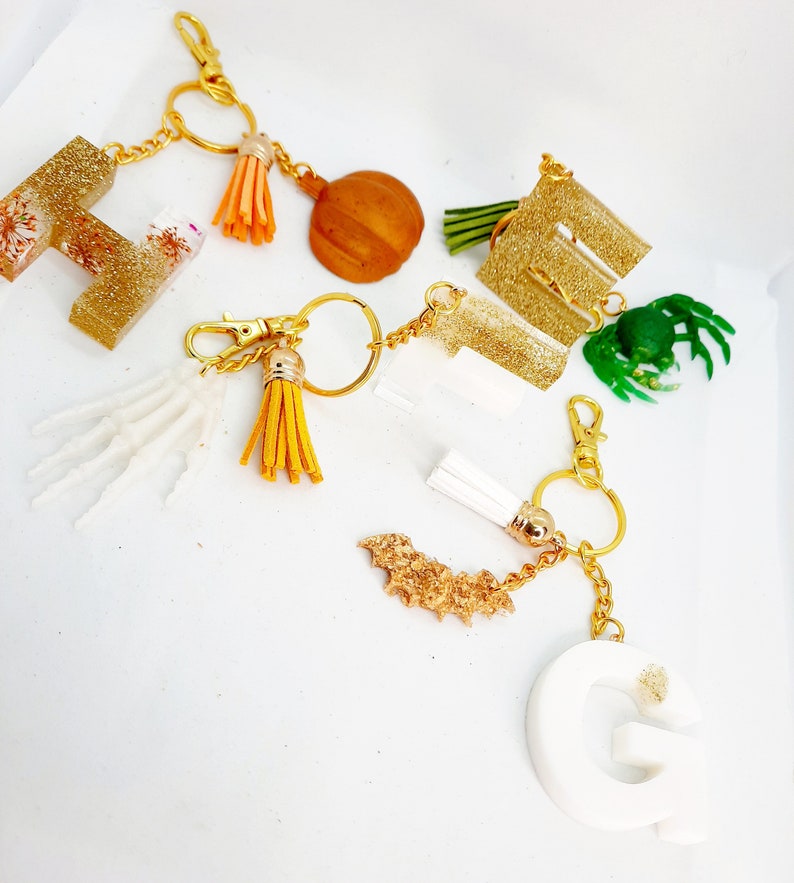 Customized Keychains-spooky Halloween Keychains Halloween - Etsy