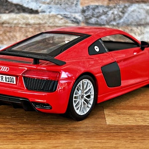 Audi R8 V10 Plus | Model Car | 1:24 Diecast Car | 1/24 Scale Model Car ...
