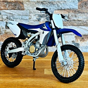 Yamaha YZ450F , Scale 1/12 Diecast Model Motorcycle, 1/12 Die Cast ...