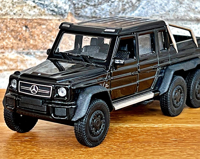 Mercedes Benz G63 AMG 6x6 Designo Platinum Magno Gray Metallic With ...