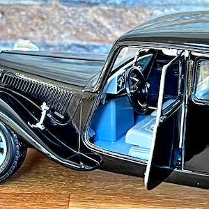 Citroen 15 CV TA 1938 | Vintage Model Car | Scale 1/24 Diecast Car | 1/ ...