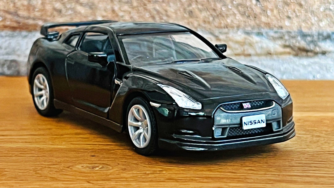 Nissan GT-R R35 2009 , Model Car, 1/36 Diecast Car, Diecast Collectible Item, 1:36 Scale Model ...