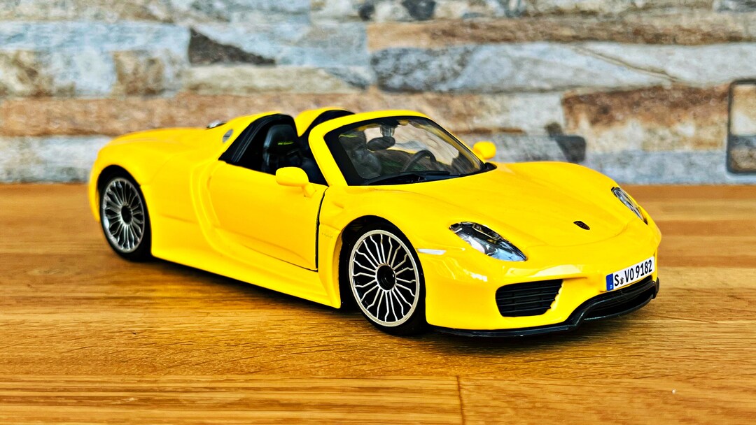 Porsche 918 Spyder | Model Car | Diecast Car | 1/24 Scale Model Car ...