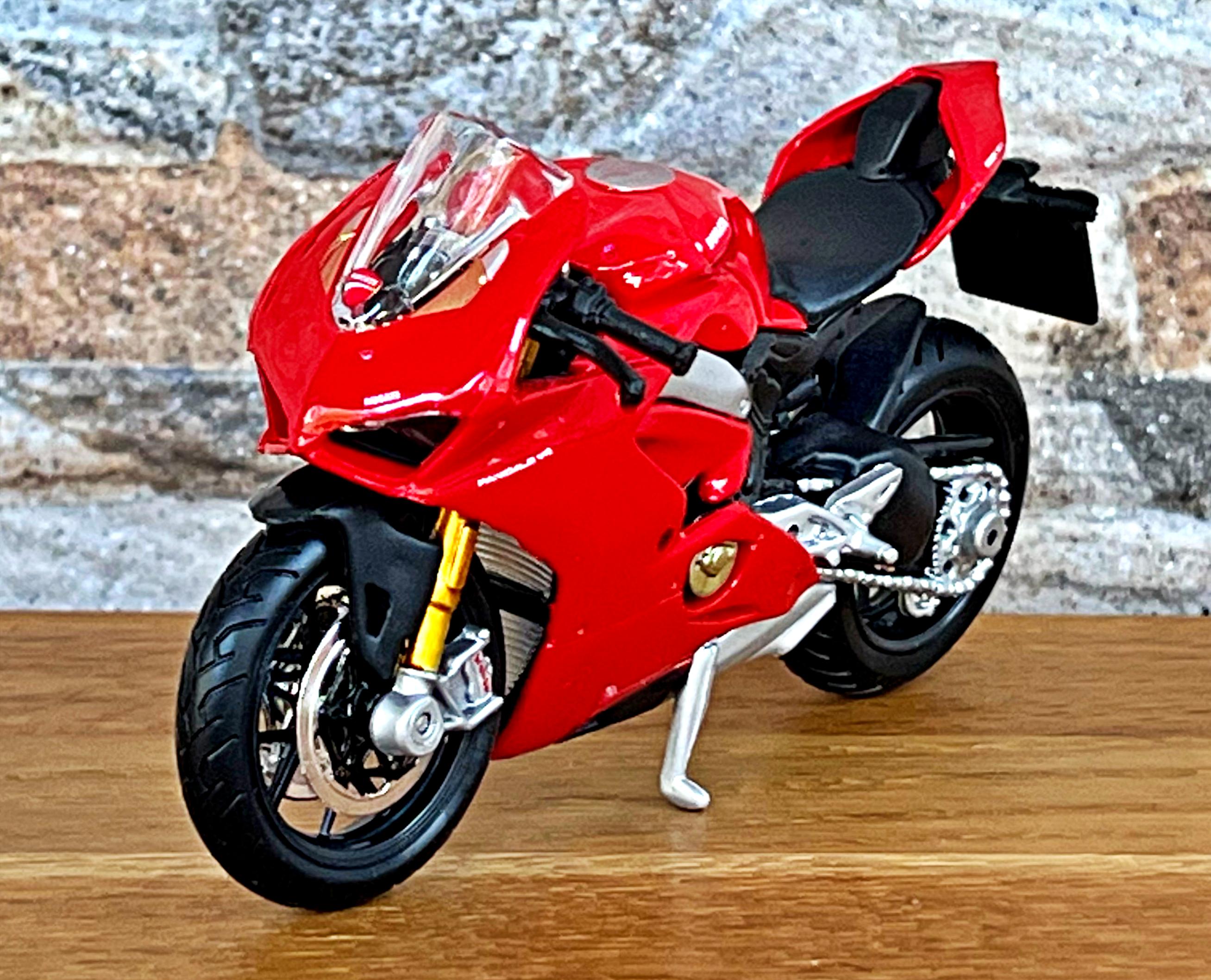 Ducati Panigale V4, Motorcycle Model, Scale 1/18 Model Motorcycle ...