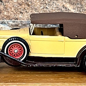1930 Packard Victoria , Vintage Model Car, Diecast Car, 1/46 Scale ...