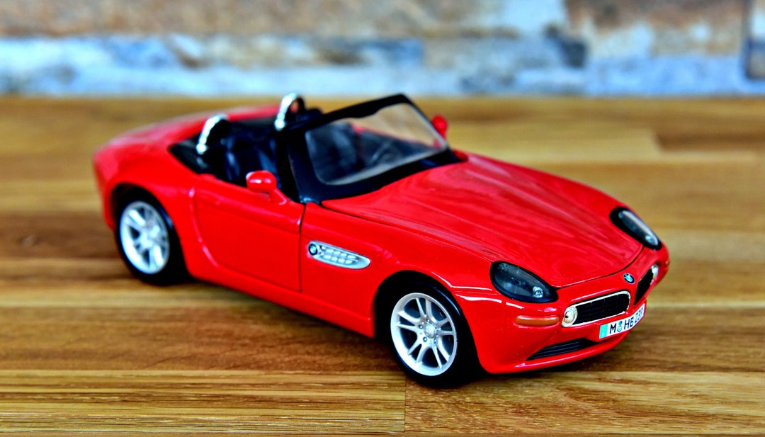 BMW Z8 | Model Car | Diecast Car | 1/24 Scale Model Car | BMW Die Cast ...