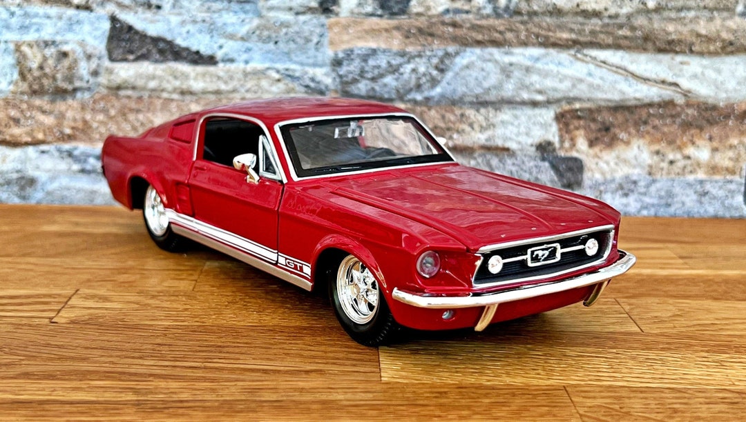 Ford Mustang GT 1967 | Vintage Model Car | Diecast Car | 1/24 Scale ...