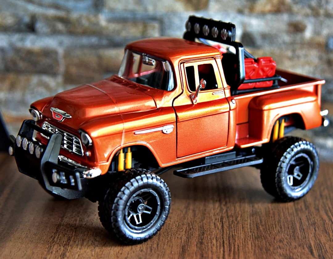 Chevrolet off Road Truck , Model Car, Scale 1:24 Diecast Car ...