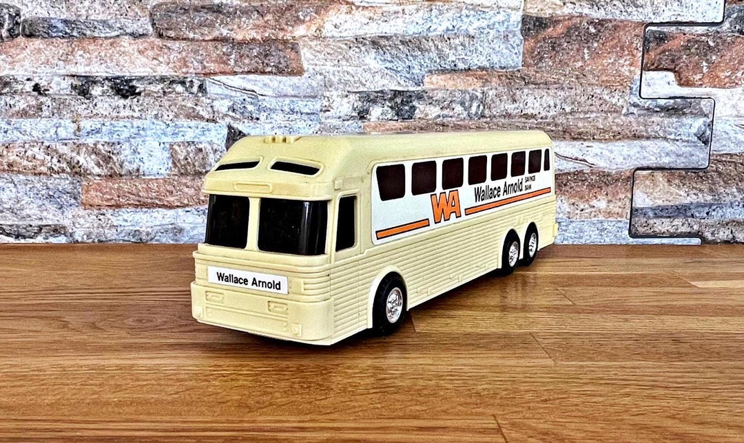 Wallace Arnold , Vintage Diecast Bus, Scale Model Bus, Collection Item ...