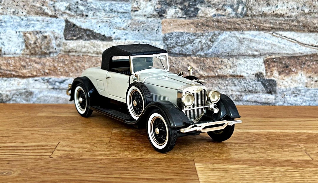 1928 Ford Coupe Roadster | Vintage Model Car | Vintage Diecast Car | 1/ ...