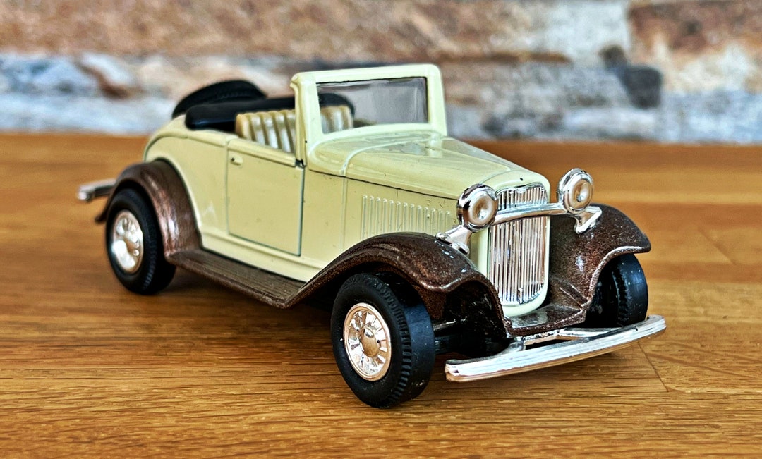 Ford Roadster 1932 Vintage Model Car Diecast Car Scale Metal Car ...