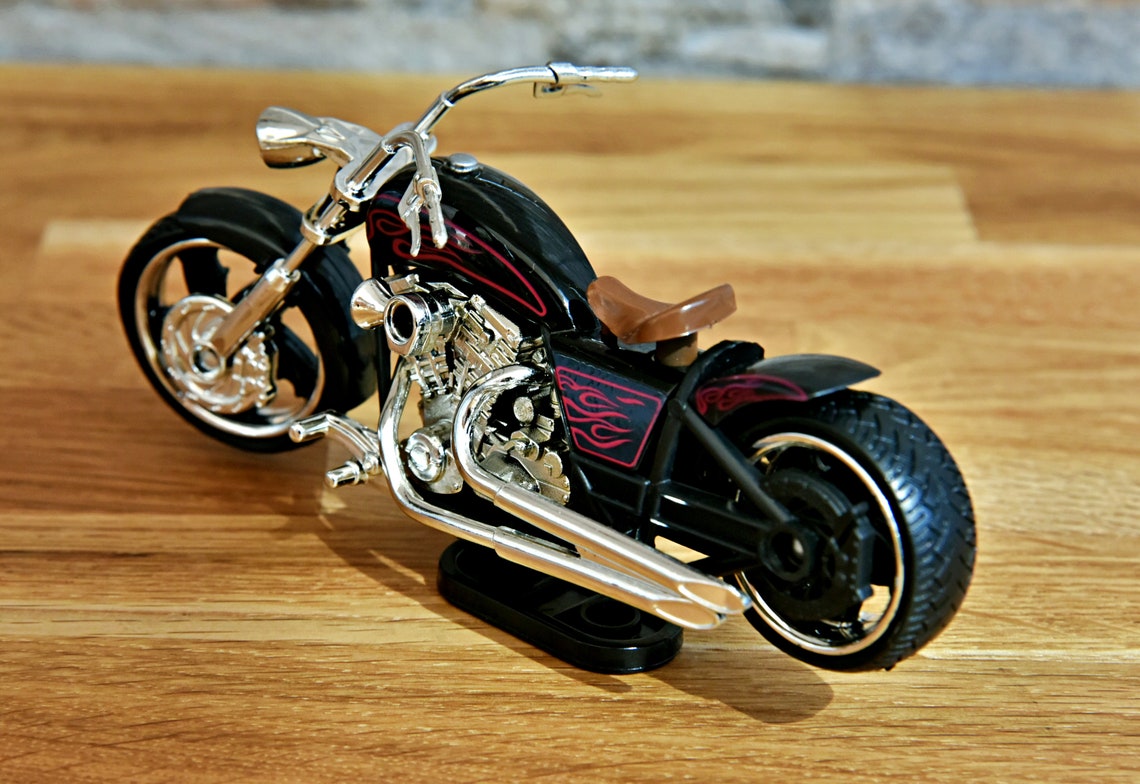 Iron Choppers Scale 1/18 Model Motorcycle Diecast | Etsy