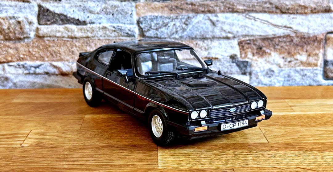 Ford Capri 1982 | 1/24 Scale Model Car | Diecast Car Model | 1/24 Die ...