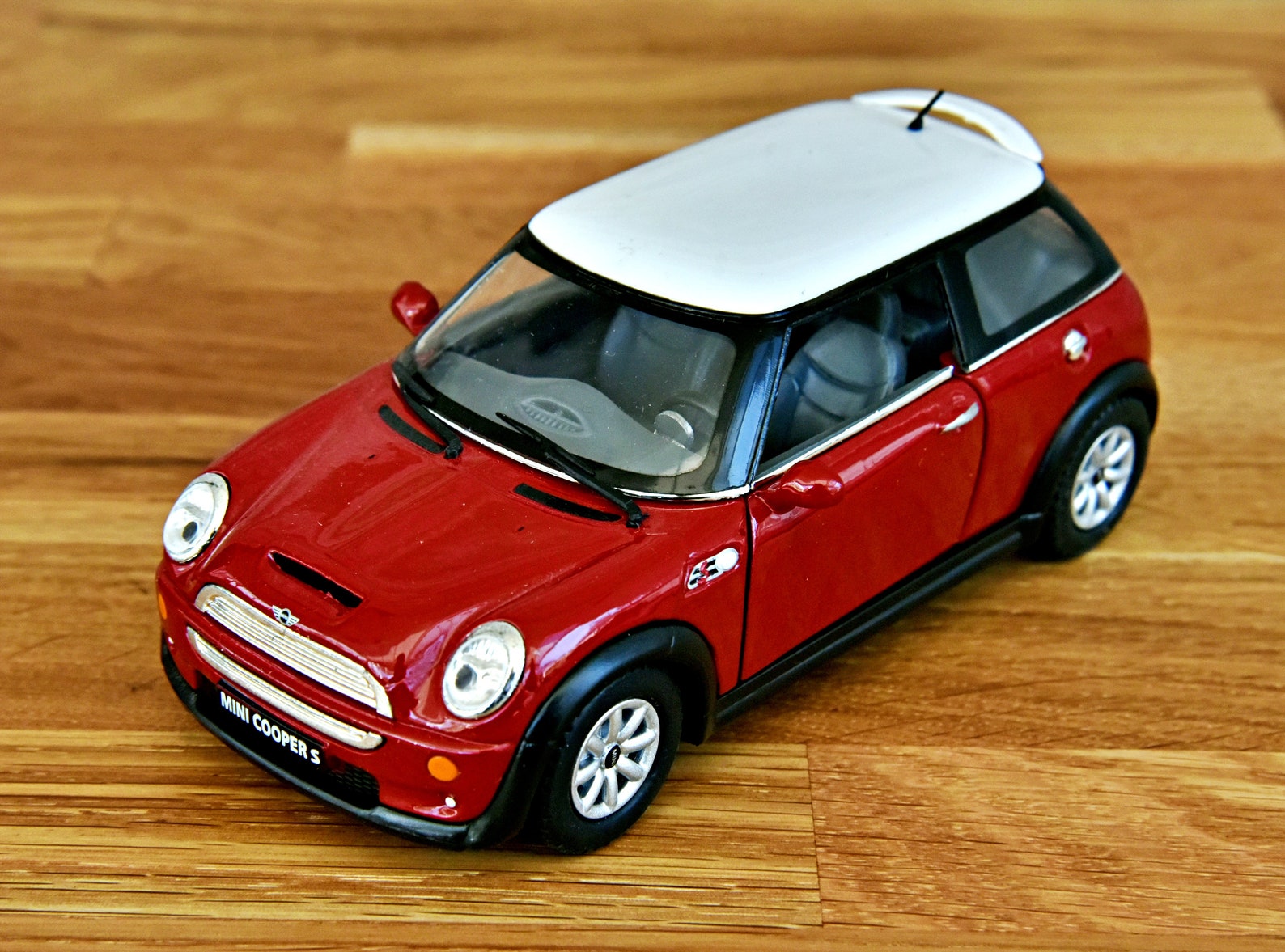 Mini Cooper S Model Car 1/28 Scale Model Car 1/28 Diecast - Etsy