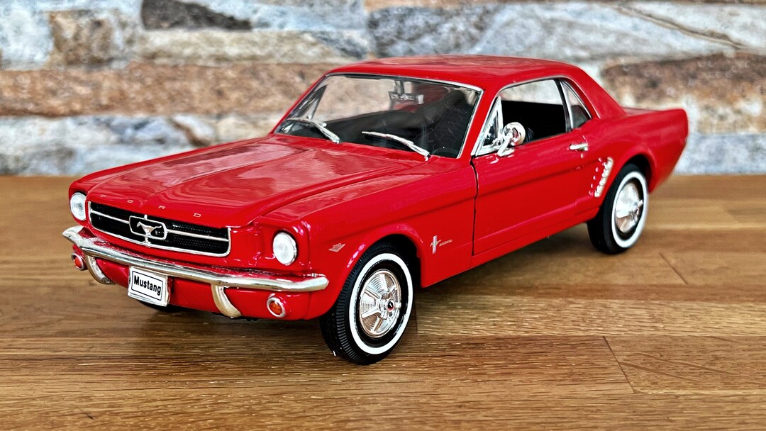 Ford Mustang 1/2 Coupe 1964 | Vintage Model Car | 1/24 Diecast Car | 1/ ...