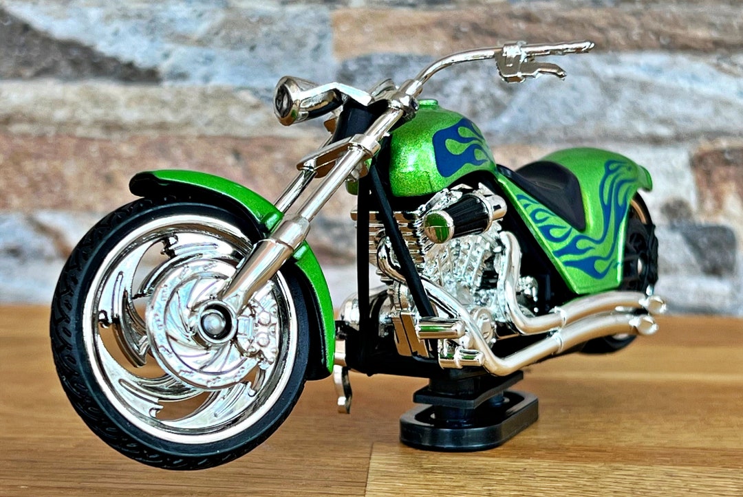 Iron Choppers, Scale 1/18 Model Motorcycle, Diecast Motorcycle, 1/18 ...