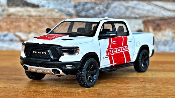 Diecast ram 1500 store