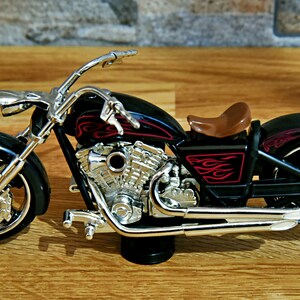 Iron Choppers, Scale 1/18 Model Motorcycle, Diecast Collection, 1/18 ...