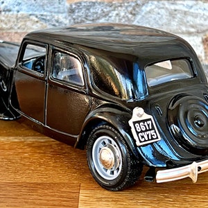 Citroen 15 CV TA 1938 | Vintage Model Car | Scale 1/24 Diecast Car | 1/ ...