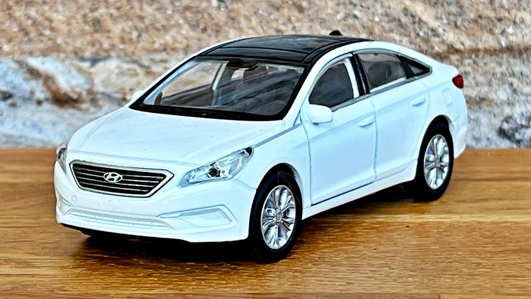 Hyundai Sonata , Model Car, Scale 1/36 Model Car, 1/36 Diecast Car ...