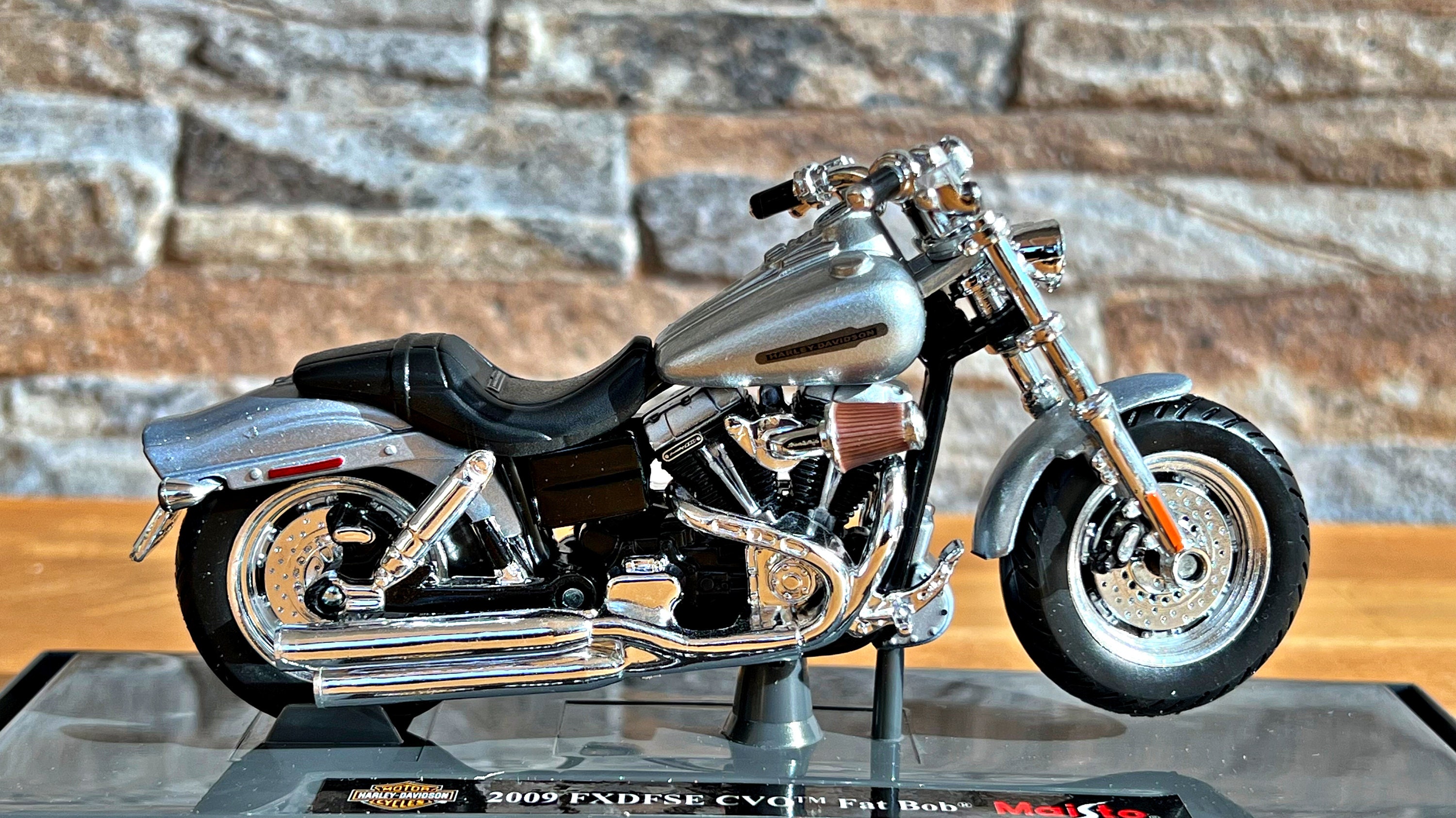 Harley Davidson 2009 FXDFSE CVO Fat Bob Diecast 1/18 Model - Etsy