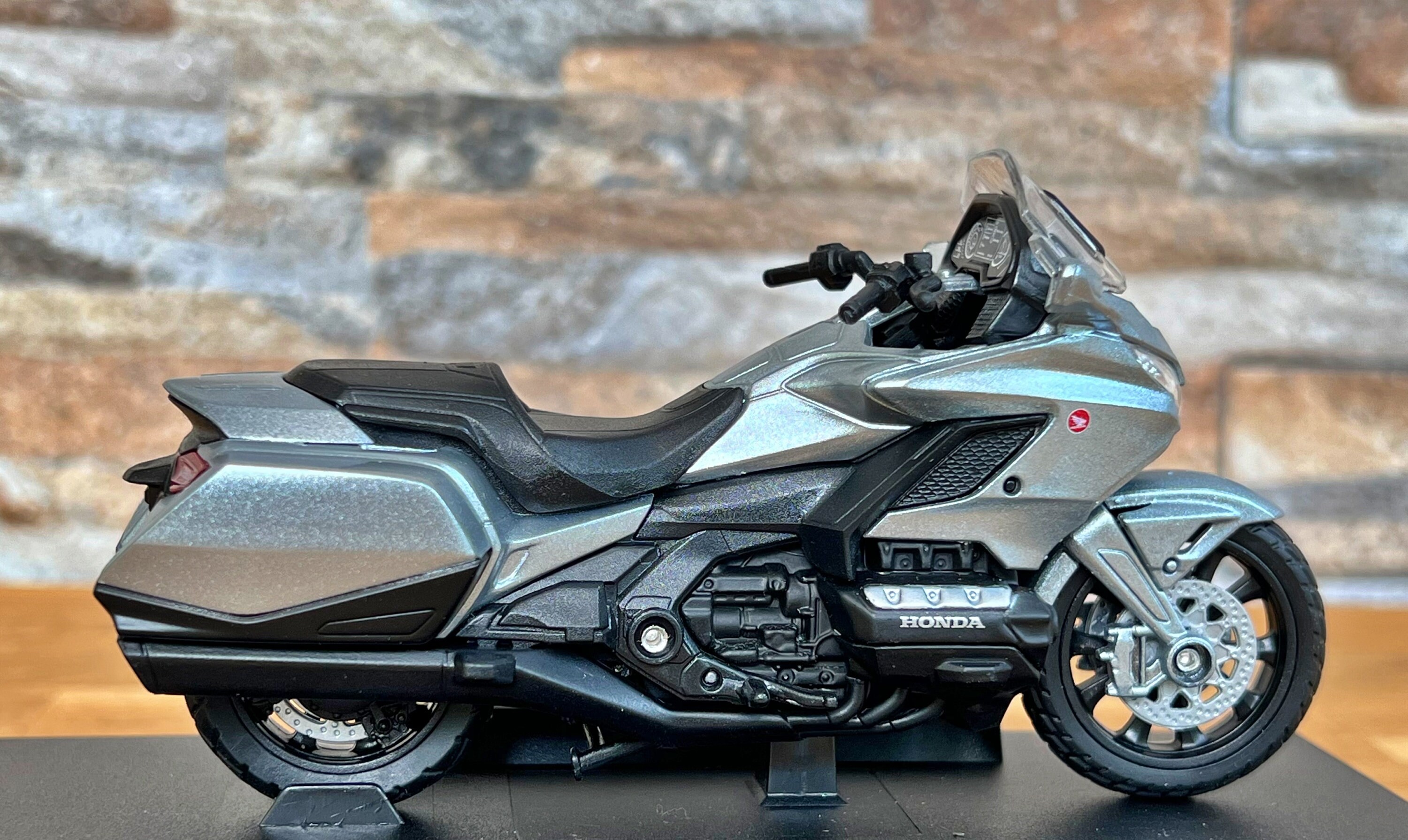 Honda Gold Wing, Scale 1/18 Diecast Motorcycle, 1/18 Die Cast, Model ...