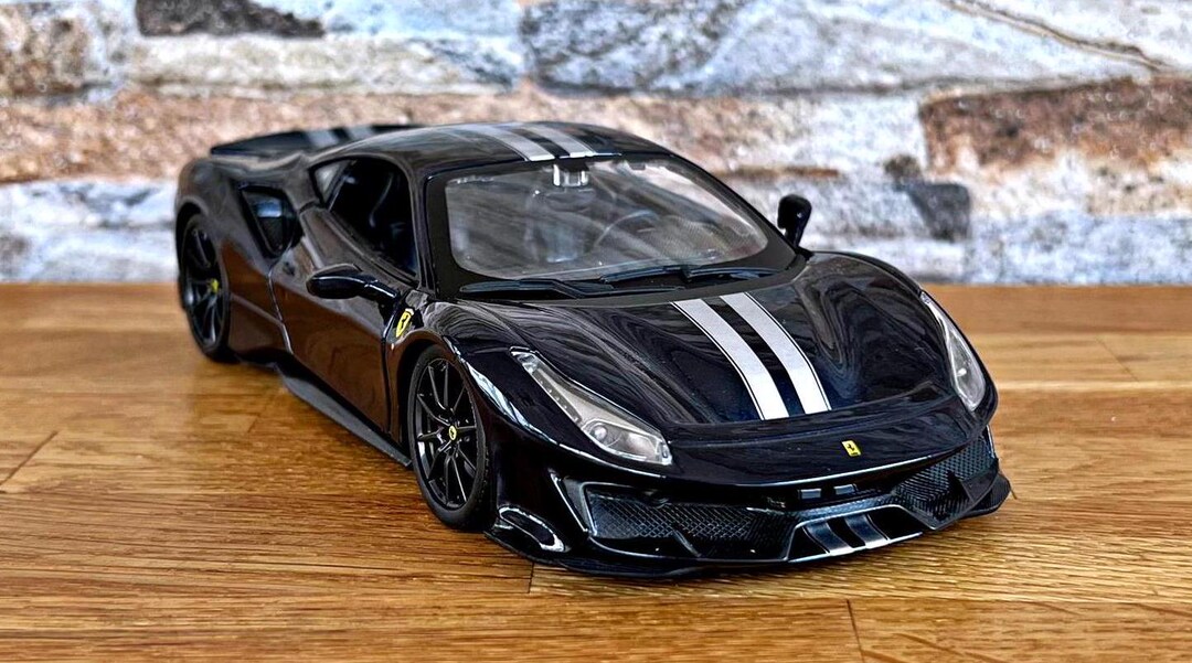 Ferrari 488 Pista | Model Car | 1:24 Diecast Car | 1/24 Scale Model Car ...