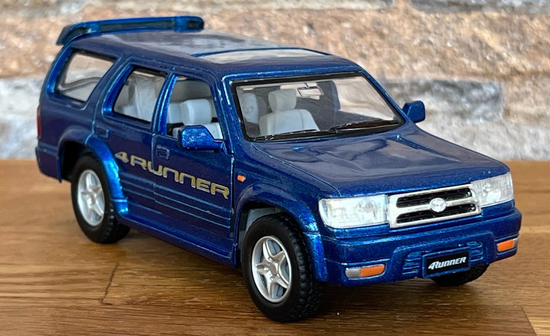 Toyota 4runner 1/36 Scale Diecast Car Car Model Diecast Collection Item ...