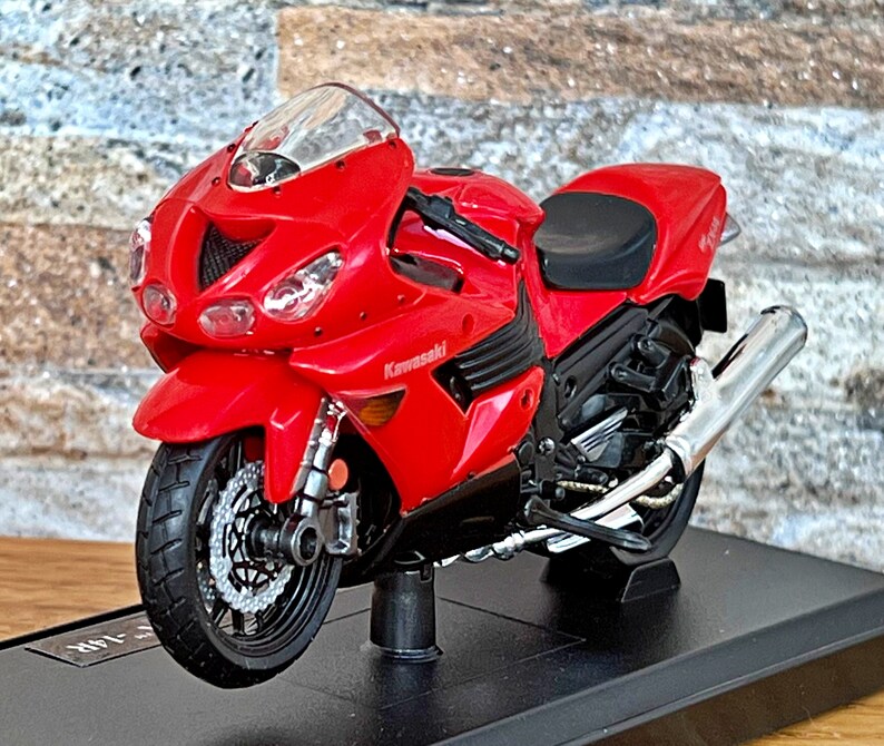 Kawasaki Ninja ZX 14R Diecast Model Motorcycle | 1/18 Scale Replica - Etsy