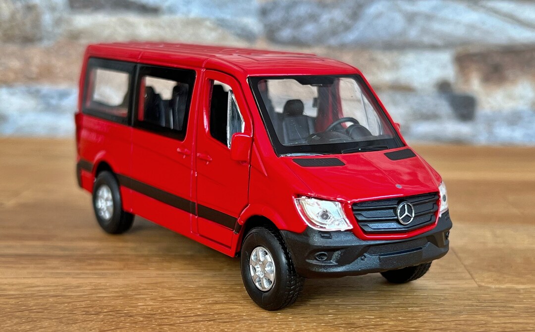 Mercedes Benz Sprinter Traveliner, Model Car, Diecast Car, 1/43 Scale ...