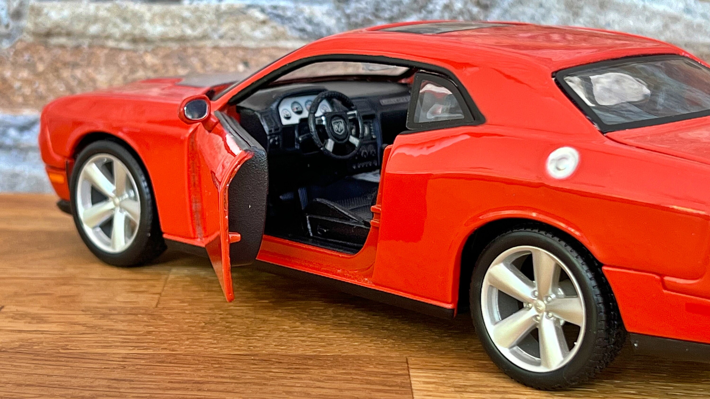 Dodge Challenger SRT 8 2008 | Model Car | Diecast Car | 1/24 Scale ...
