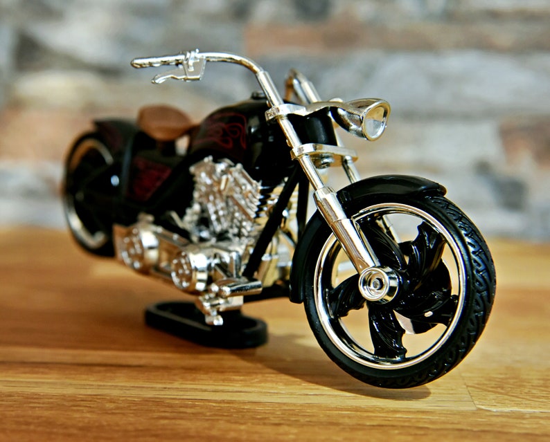 Iron Choppers Scale 1/18 Model Motorcycle Diecast | Etsy