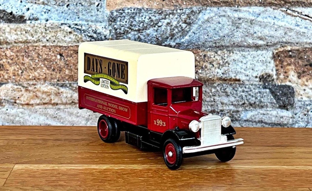 1934 Mack Canvas Back Truck , Vintage Diecast Truck, Model Car, Metal ...