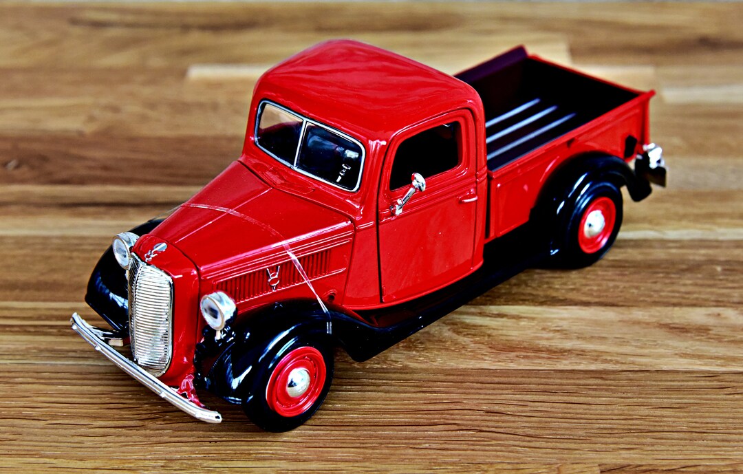 Ford Pickup 1937 | Model Car | Diecast Truck | 1/24 Scale Model | 1/24 ...