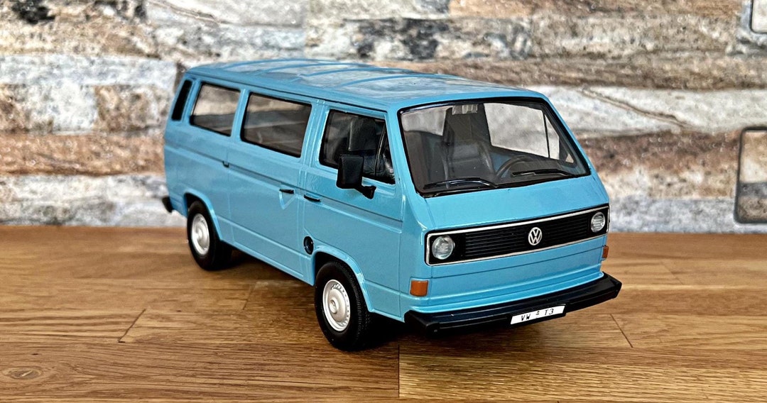 Volkswagen Type 2 (T3) , VW Bus, Model Car, Diecast Car, 1/24 Scale ...
