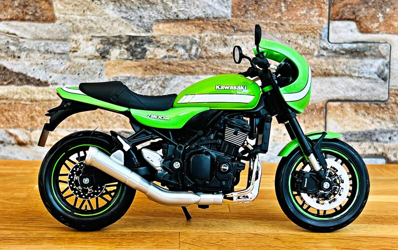 Kawasaki Z900RS Cafe , Scale 1/12 Diecast Model Motorcycle, 1/12 Die ...