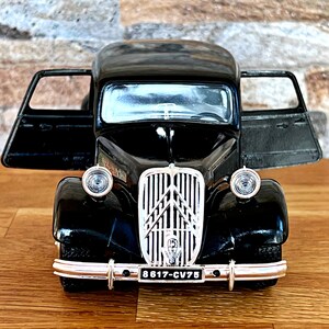 Citroen 15 CV TA 1938 | Vintage Model Car | Scale 1/24 Diecast Car | 1/ ...