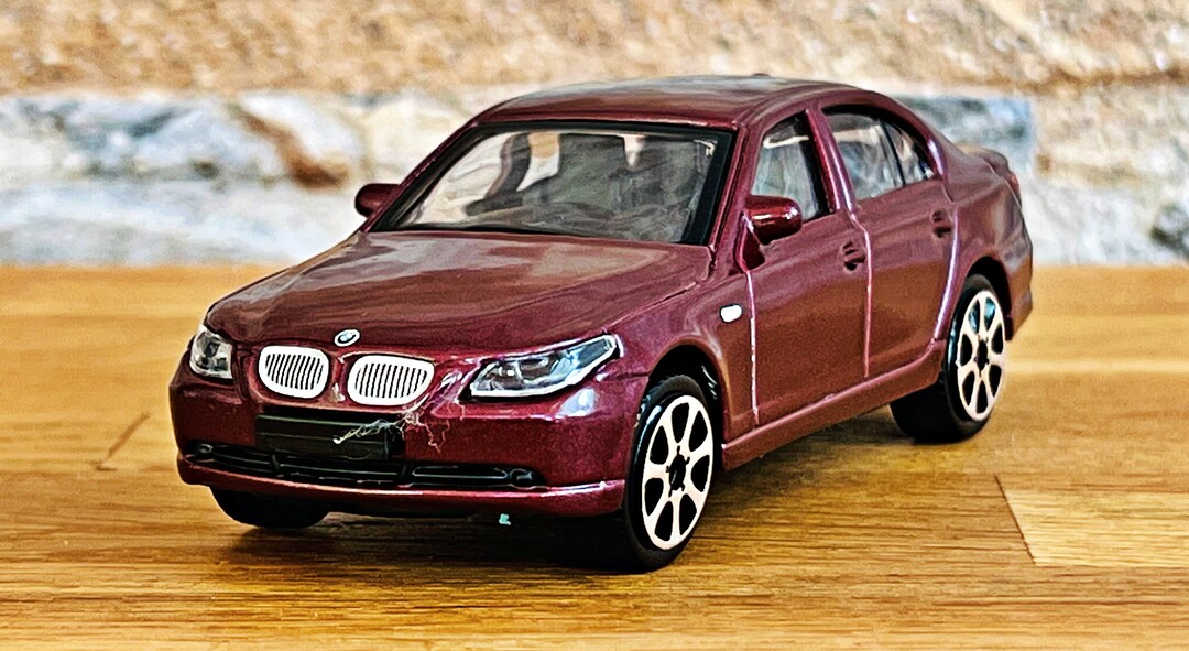 BMW 545i, Model Car, 1/43 Diecast Car, 1/43 Scale Model Car, 1/43 Item ...