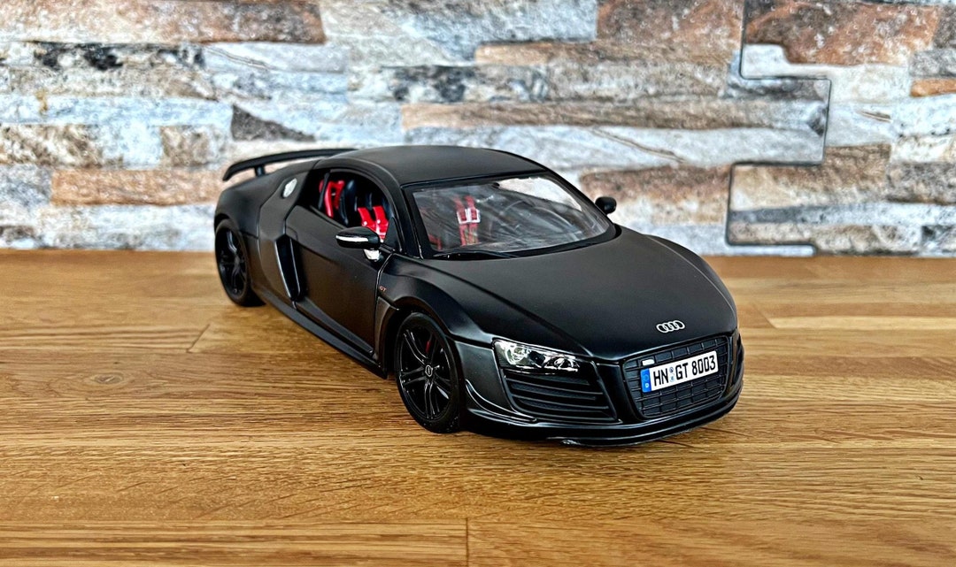 Audi R8 GT, Model Car, Diecast Car, 1/18 Scale Model Car, Collectible ...