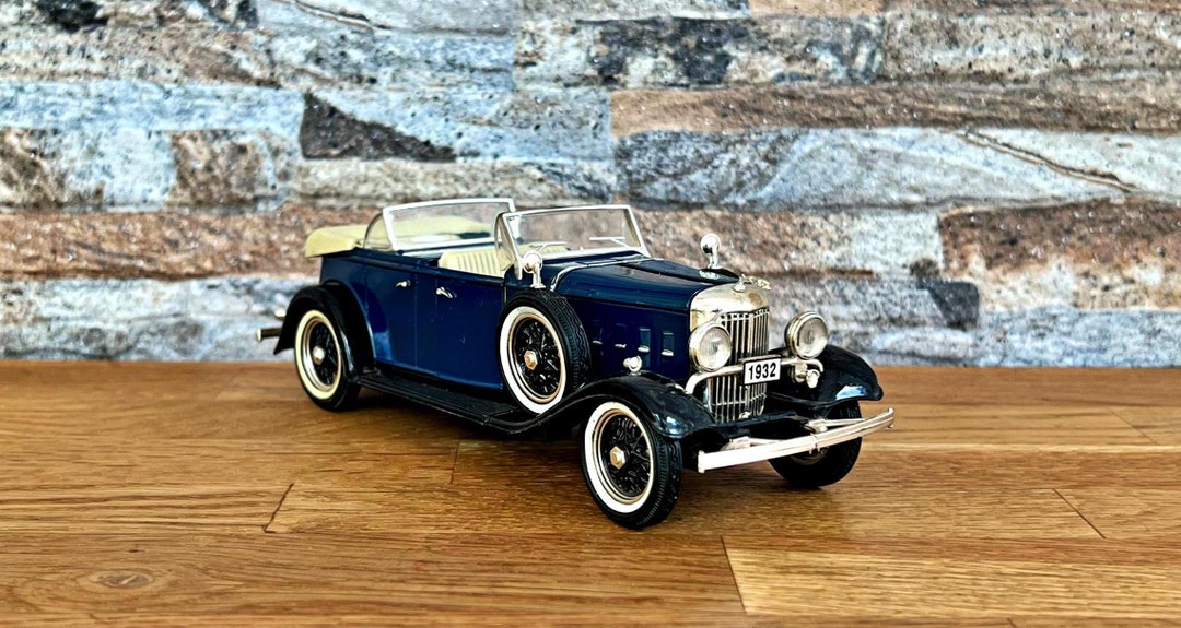 1932 Lincoln Phaeton Vintage Model Car Vintage Diecast Car 1/32 Scale Model Car Die Cast Car ...