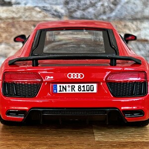 Audi R8 V10 Plus | Model Car | 1:24 Diecast Car | 1/24 Scale Model Car ...