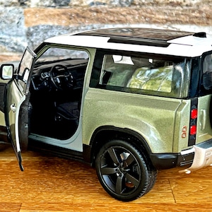 Land Rover Defender 2020 | 1/26 Diecast Car | 1/26 Scale Model Car ...