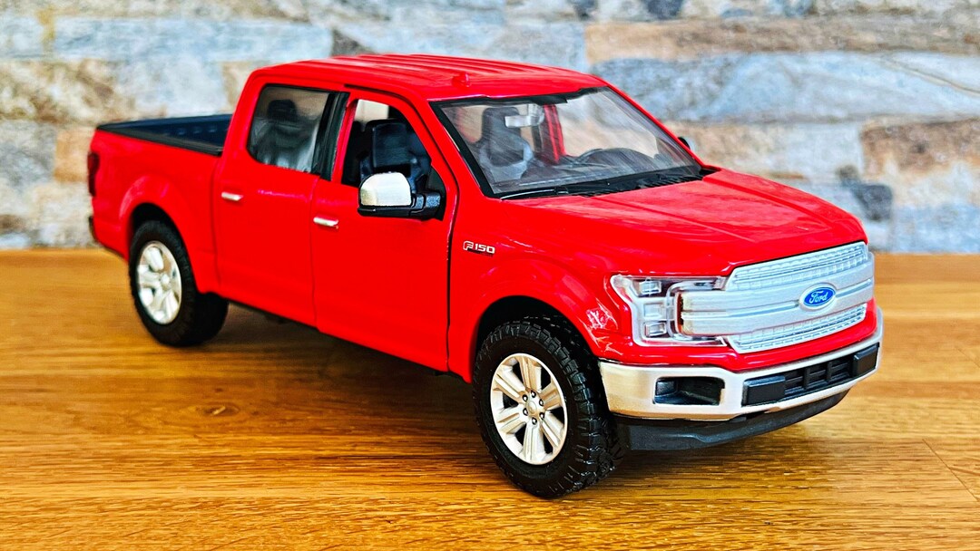 Ford F-150 Lariat Crew Cab 2019 | Diecast Truck | Model Car | Diecast ...